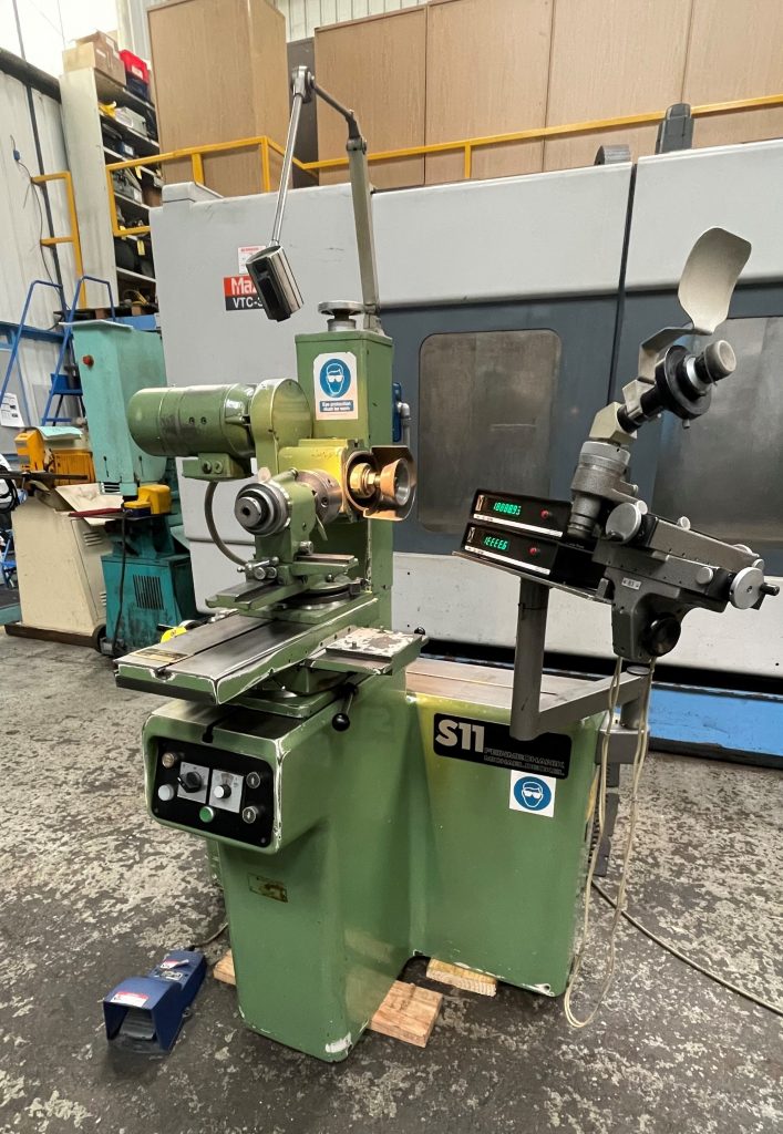 DECKEL S11 UNIVERSAL TOOL AND GRINDER (REF 793) - Machsell Machine Tools